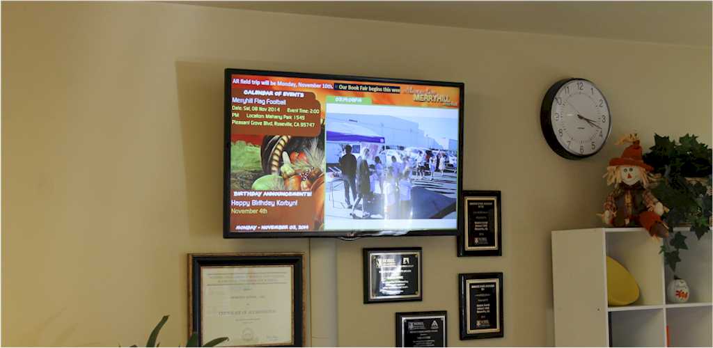 Digital Signage for Education | Repeat Signage